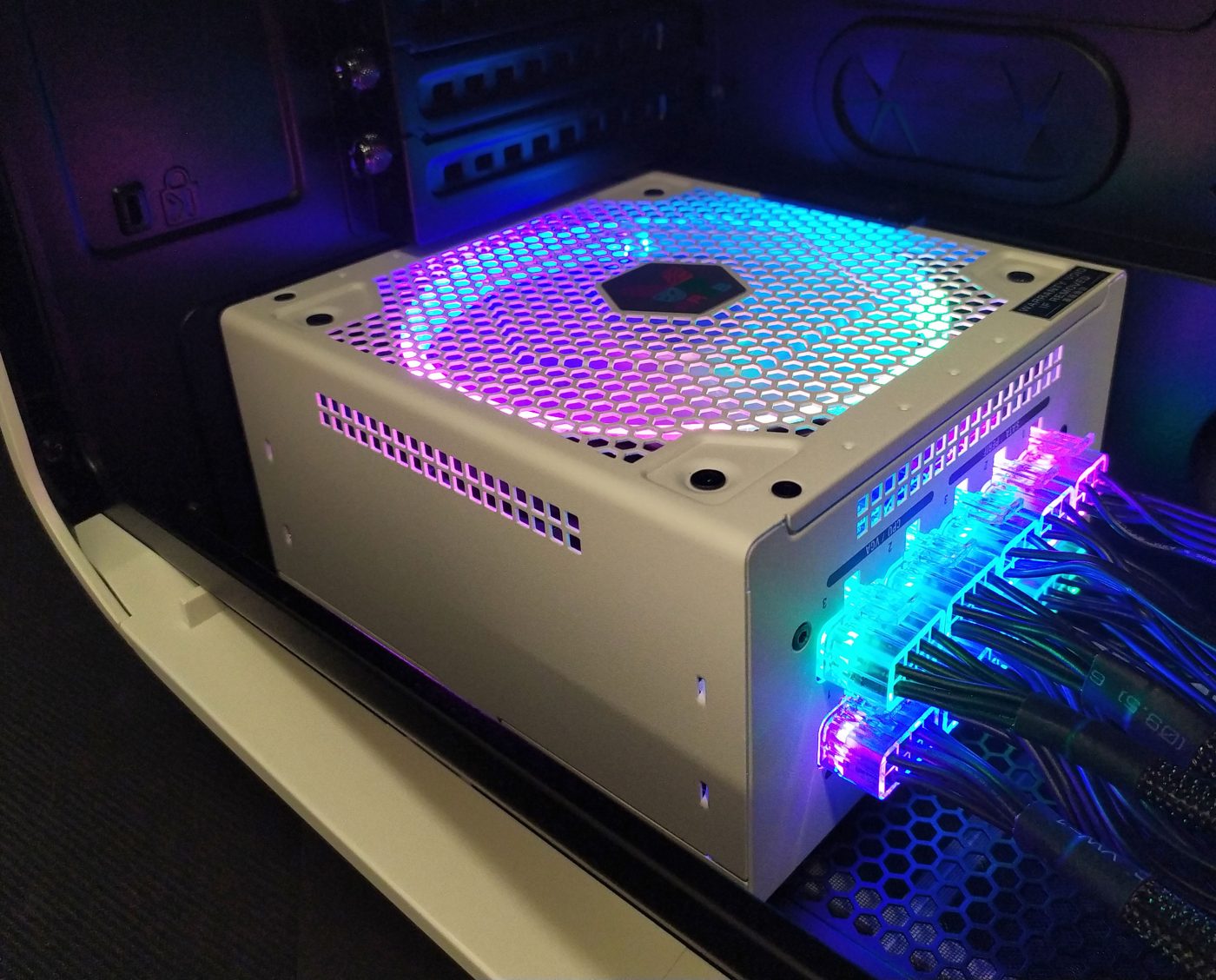 Conheça Super Flower: marca há 30 anos no mercado - DICAS PC